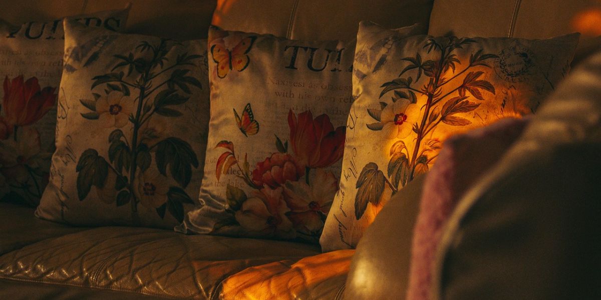 Screen Time and Depression Link Explained by Less Sleep | Neuroscience