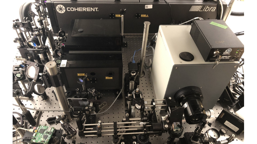 World's Fastest Camera Captures 10 Trillion Frames Per Second in a ...
