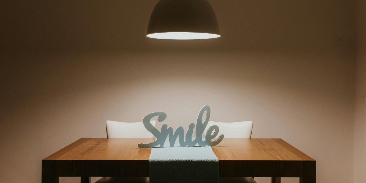 How You Smile Reveals Key Aspects of Your Personality | Neuroscience