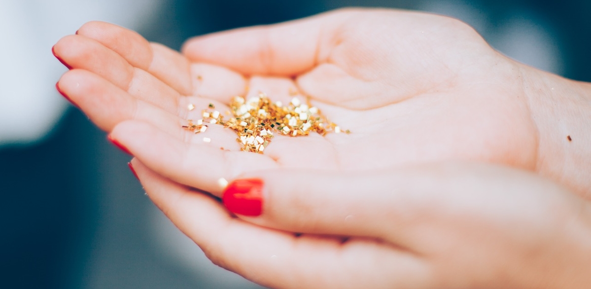Glitter is a Microplastic and Bad for the Environment | Earth And The ...