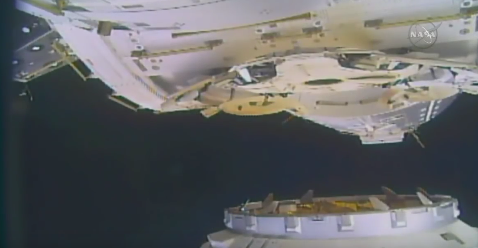 Watch SpaceX's Dragon Cargo Ship Dock with the International Space ...