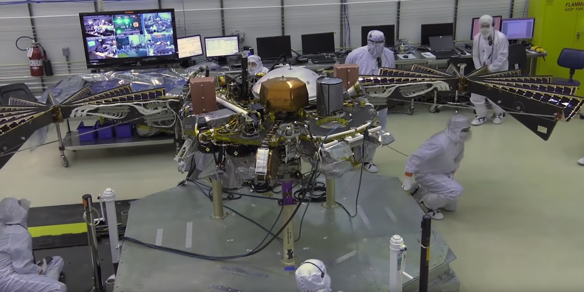 The Science Behind Designing Spacecraft for Other Worlds | Space