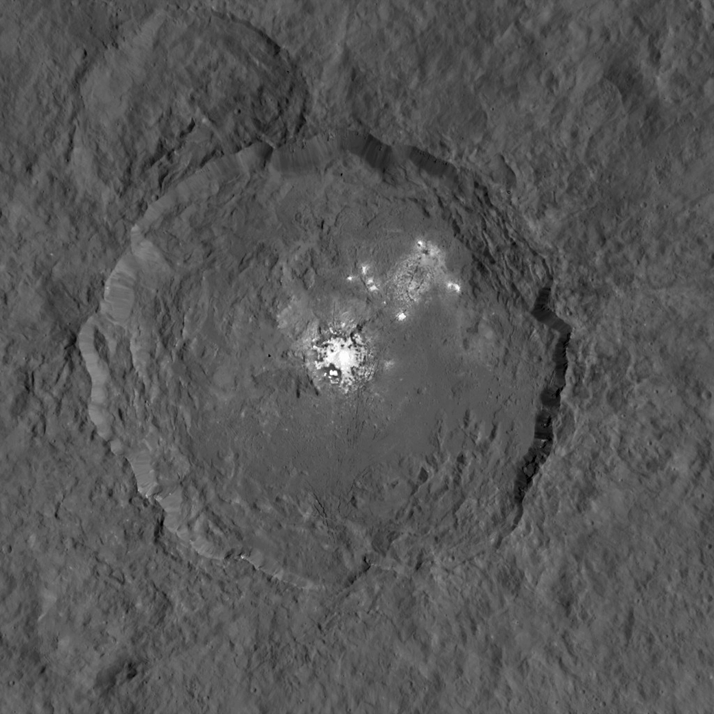 NASA's Dawn Spacecraft Gets Clear View of Ceres' | Space