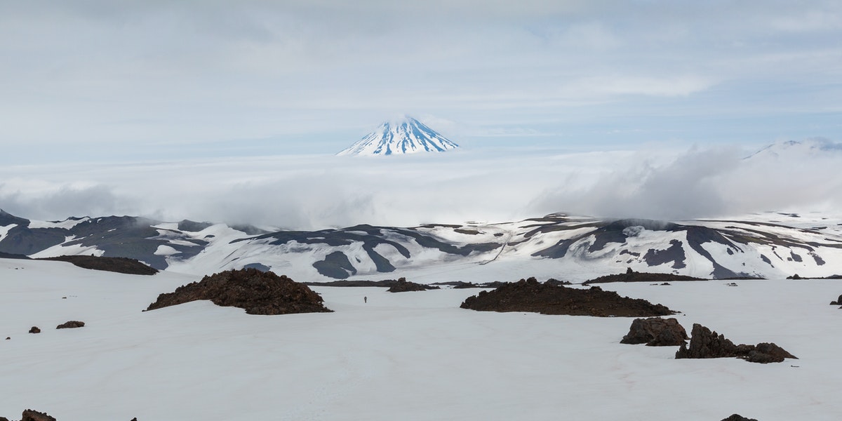 Using Fiber Optic Cables to Detect Glacial Volcano Tremors | Technology