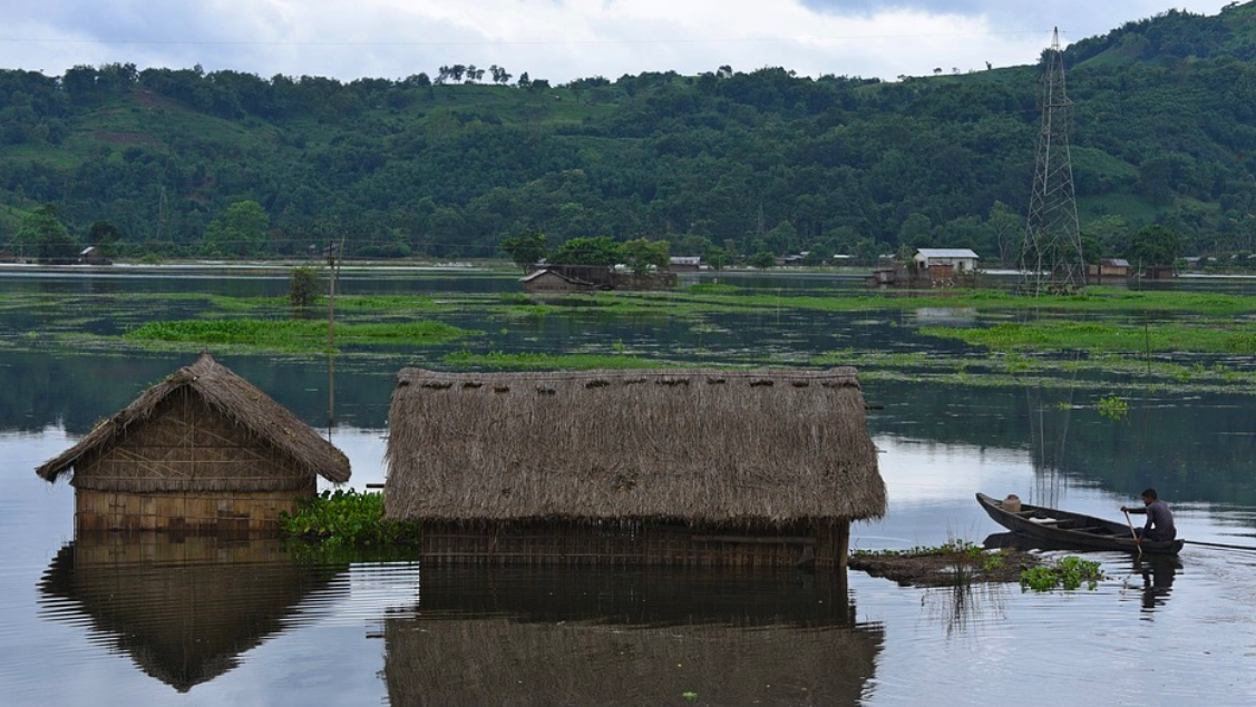 As the Sea Rises, an Island Community is Abandoned | Earth And The ...