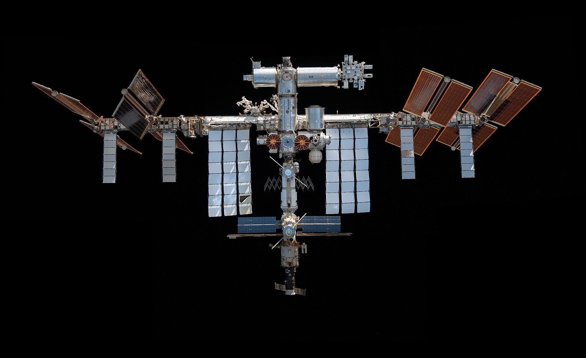 Space Station Microbes Harvest Metals from Meteorites | Space