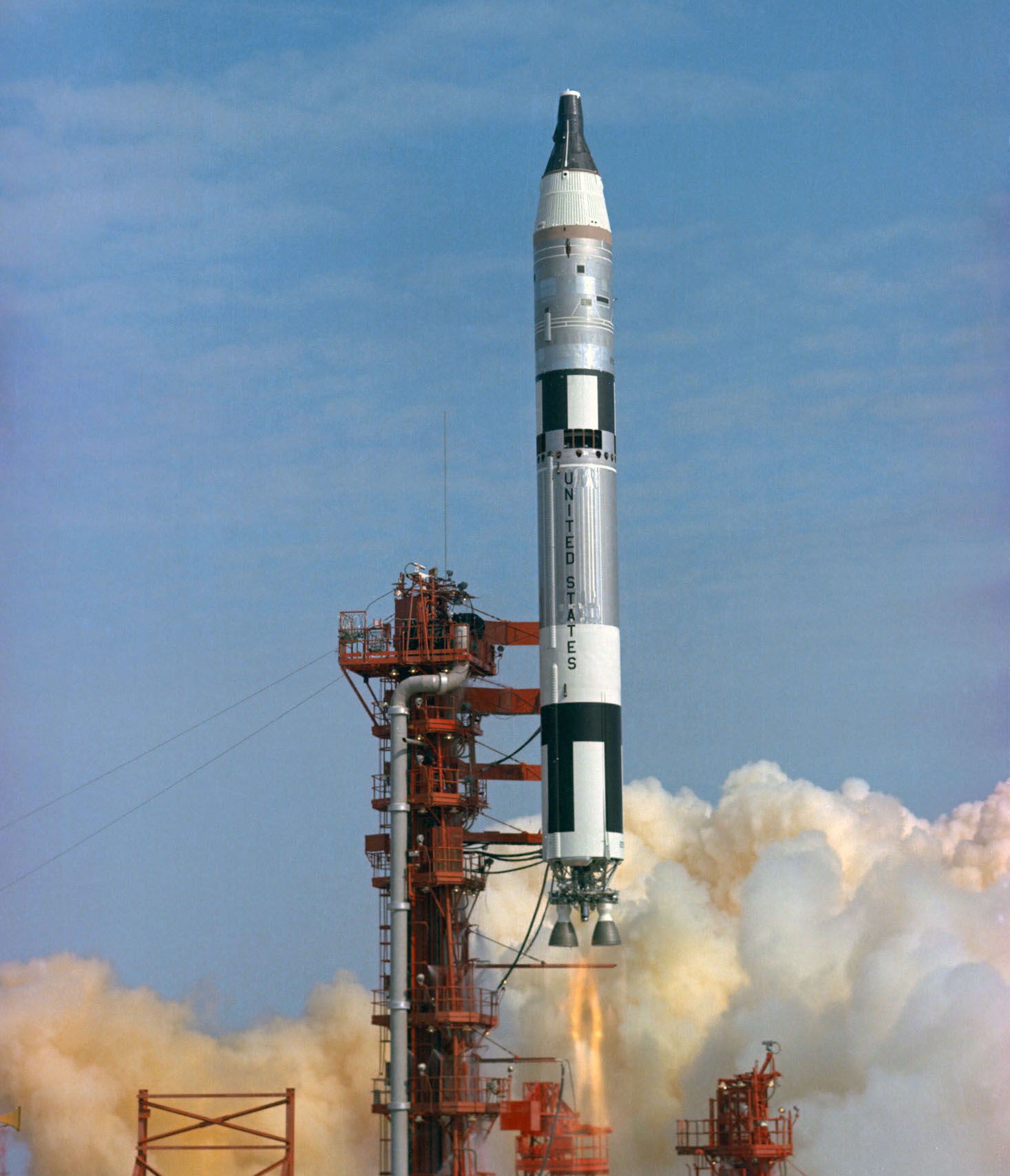 Looking Back in Space: NASA's Project Gemini | Space