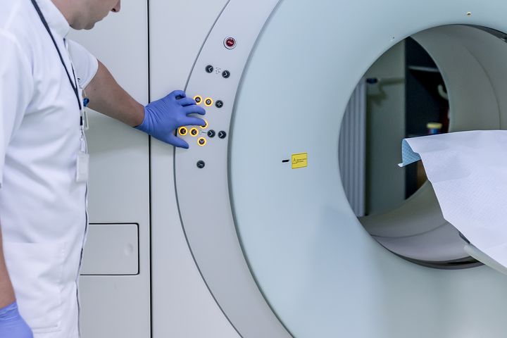 Iron-based MRI Contrast Outperforms Less Safe Method | Clinical And ...