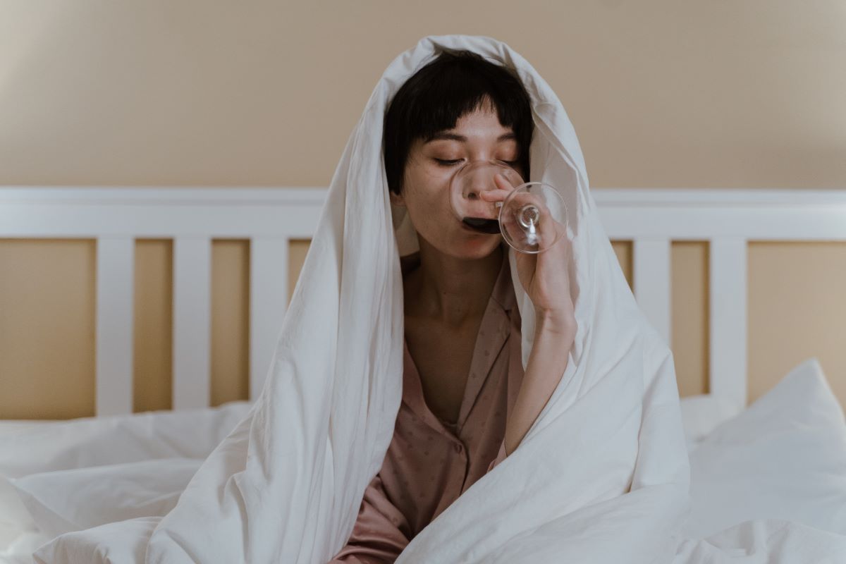 Why You Feel Groggy After Drinking the Night Before | Health And Medicine