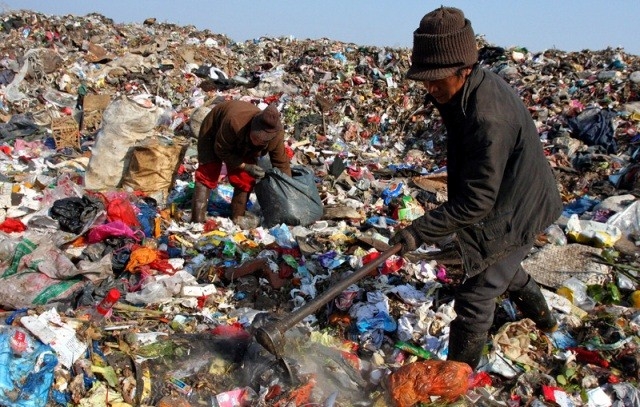 What does China's ban on foreign waste mean for your recycling? | Earth ...