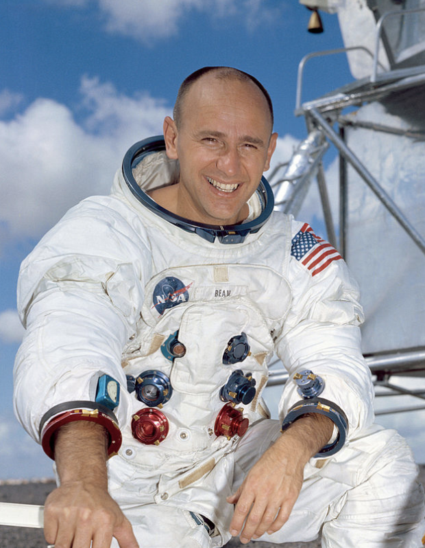 Former NASA Moonwalker Alan Bean Passes Away at 86 | Space