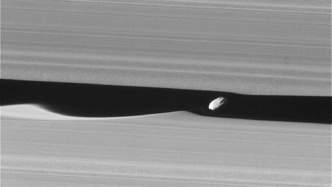 Cassini Grabs Pictures of 'Waves' in Saturn's Rings, Created | Space